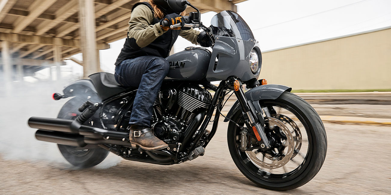 Indian® Motorcycle - Nippon -: Sport Chief